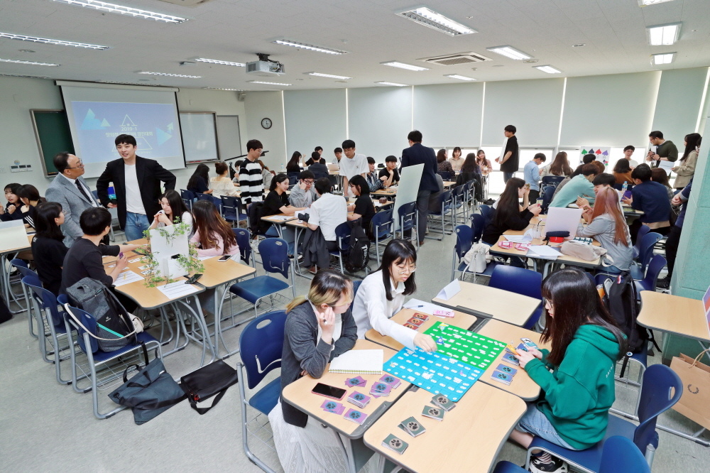 보드게임 제작하고 체험까지…’창의적 아이디어 경진대회’ – 삼육대학교